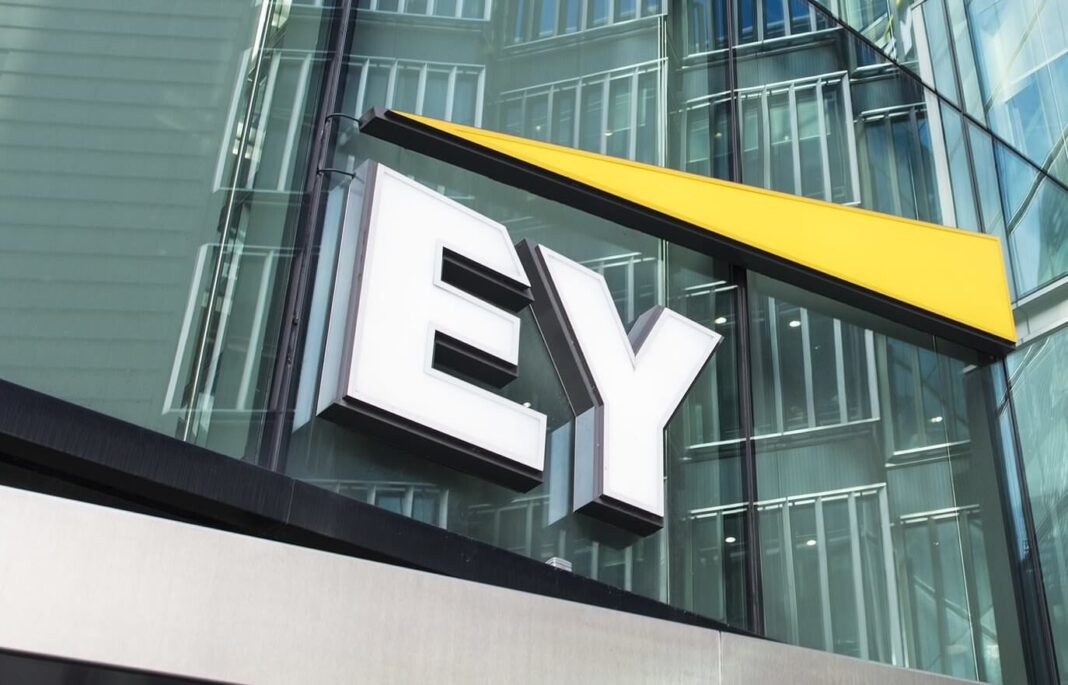 EY Off Campus Drive 2022 Hiring Freshers as Analyst of Any Graduate Degree